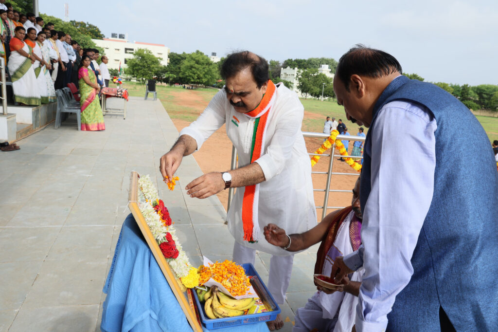 Celebrated 77th Independence Day at NET Sports Stadium - Navodaya ...